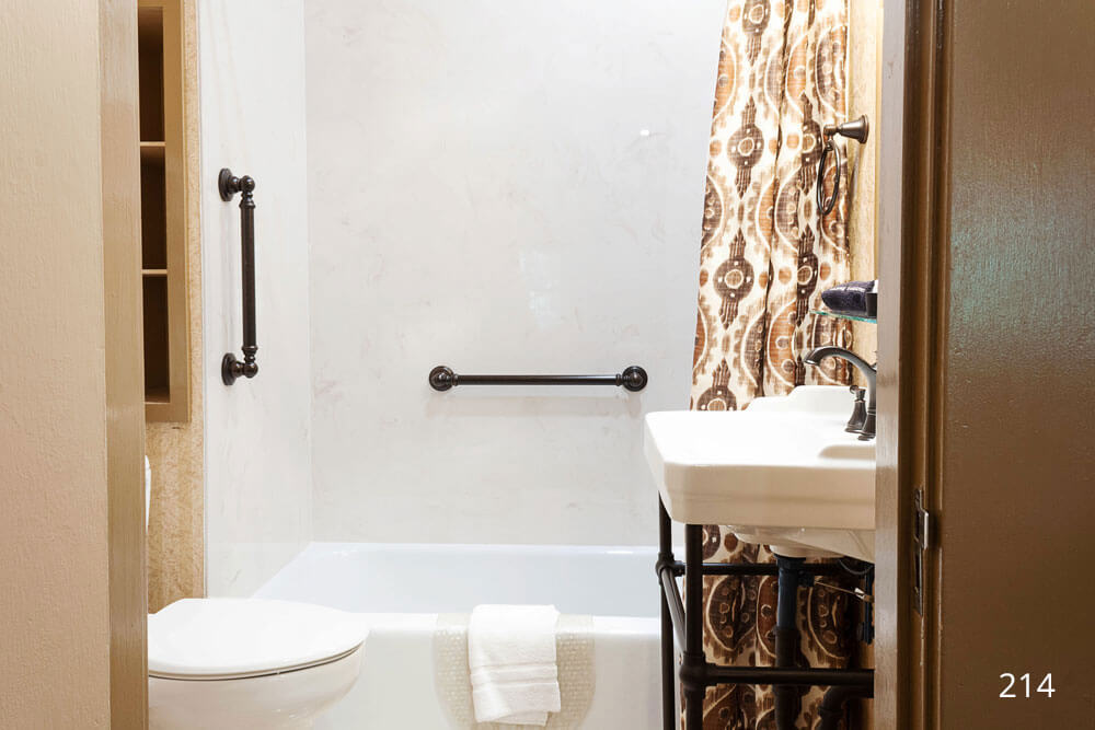 Room-214.3-Full-Size - Glen Eyrie